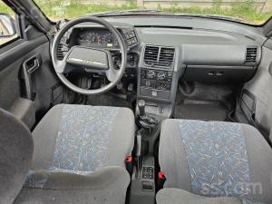 Sarkans VAZ / Lada 2112 2004 Jelgava, ar dzinēja tilpumu 1.50 L un nobraukumu 46 tūkst. km par 1550 €, foto 19 vietnē AUTOMOTO.COM.LV