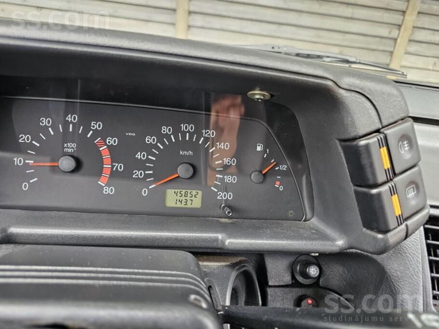 Sarkans VAZ / Lada 2112 2004 Jelgava, ar dzinēja tilpumu 1.50 L un nobraukumu 46 tūkst. km par 1550 €, foto 21 vietnē AUTOMOTO.COM.LV