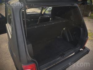 Melns VAZ / Lada 2121 Niva 2005 Rīga, ar dzinēja tilpumu 1.70 L un nobraukumu 143 tūkst. km par 3000 €, foto 11 vietnē AUTOMOTO.COM.LV