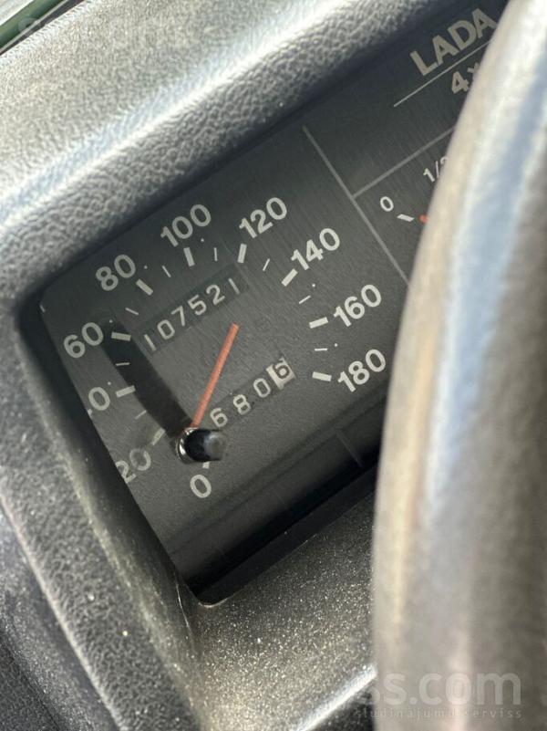 Melns VAZ / Lada 2121 Niva 2008 Cēsis, ar dzinēja tilpumu 1.70 L un nobraukumu 108 tūkst. km par 1990 €, foto 11 vietnē AUTOMOTO.COM.LV