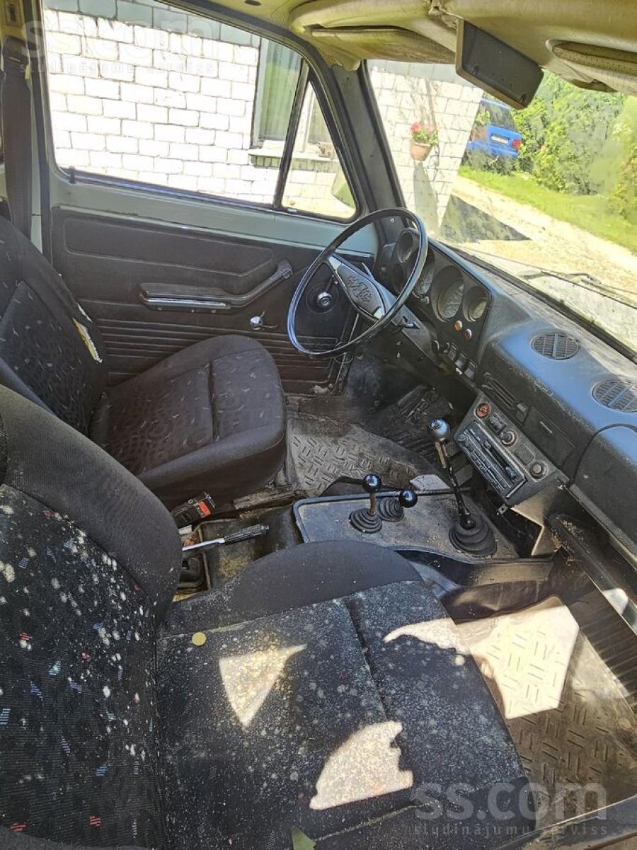 Zils VAZ / Lada 2121 Niva 1979 Alūksne, ar dzinēja tilpumu 1.70 L un nobraukumu 122 tūkst. km par 650 €, foto 6 vietnē AUTOMOTO.COM.LV