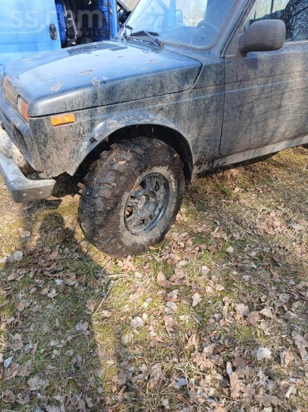 Zils VAZ / Lada 2121 Niva 2018 Jūrmala, ar dzinēja tilpumu 2.00 L un nobraukumu 76 tūkst. km par 6350 €, foto 3 vietnē AUTOMOTO.COM.LV