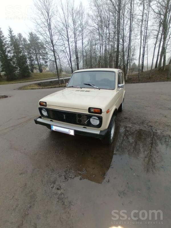 Brown VAZ / Lada 2121 Niva 1986 in Cesis, with an engine capacity of 1.60 L and mileage of 73 thousand km for 2500 €, photo 1 on AUTOMOTO.COM.LV