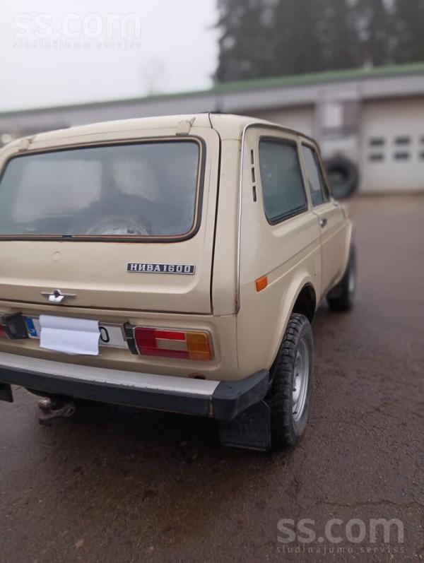 Brown VAZ / Lada 2121 Niva 1986 in Cesis, with an engine capacity of 1.60 L and mileage of 73 thousand km for 2500 €, photo 5 on AUTOMOTO.COM.LV