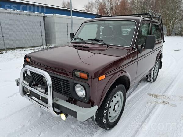 Brūns VAZ / Lada 2121 Niva 2008 Tallina, ar dzinēja tilpumu 1.70 L un nobraukumu 87 tūkst. km par 5200 €, foto 1 vietnē AUTOMOTO.COM.LV