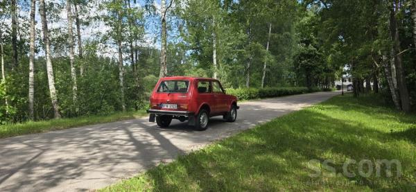 Красный ВАЗ 2121 Нива 1991 в Рига, объемом двигателя 1.70 л и пробегом 45 тыс. км за 6500 €, фото 5 на AUTOMOTO.COM.LV