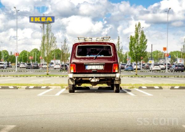 Sarkans VAZ / Lada 2121 Niva 2006 Rīga, ar dzinēja tilpumu 1.70 L un nobraukumu 137 tūkst. km par 2690 €, foto 7 vietnē AUTOMOTO.COM.LV