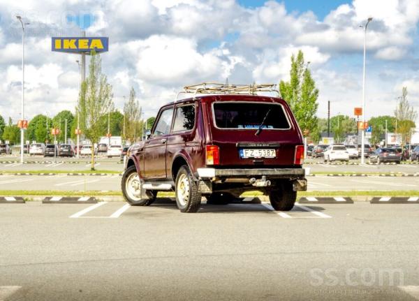 Sarkans VAZ / Lada 2121 Niva 2006 Rīga, ar dzinēja tilpumu 1.70 L un nobraukumu 137 tūkst. km par 2690 €, foto 8 vietnē AUTOMOTO.COM.LV
