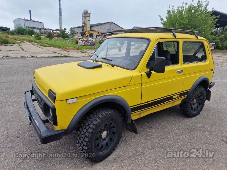 Желтый ВАЗ 2121 Нива 1995 в Краслава, объемом двигателя 1.70 л и пробегом 221 тыс. км за 1300 €, фото 1 на AUTOMOTO.COM.LV