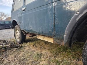 Zaļš VAZ / Lada 21213 Niva 1999 Rīga, ar dzinēja tilpumu 1.70 L un nobraukumu 115 tūkst. km par 500 €, foto 4 vietnē AUTOMOTO.COM.LV