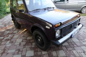 Красный ВАЗ 21213 Niva 1999 в Резекне, объемом двигателя 1.70 л и пробегом 13 тыс. км за 2200 €, фото 5 на AUTOMOTO.COM.LV