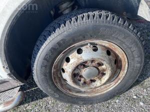 Белый ВАЗ 21213 Niva 1998 в Екабпилс, объемом двигателя 1.70 л и пробегом 180 тыс. км за 1000 €, фото 9 на AUTOMOTO.COM.LV