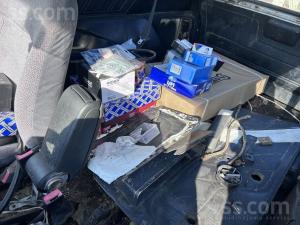 Белый ВАЗ 21213 Niva 1998 в Екабпилс, объемом двигателя 1.70 л и пробегом 180 тыс. км за 1000 €, фото 10 на AUTOMOTO.COM.LV