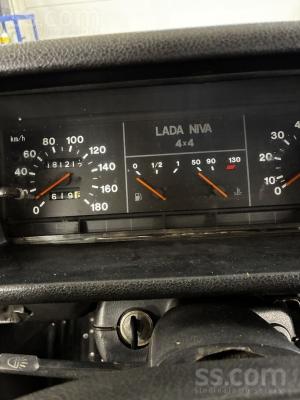 Белый ВАЗ 21213 Niva 2000 в Екабпилс, объемом двигателя 1.70 л и пробегом 190 тыс. км за 3500 €, фото 18 на AUTOMOTO.COM.LV