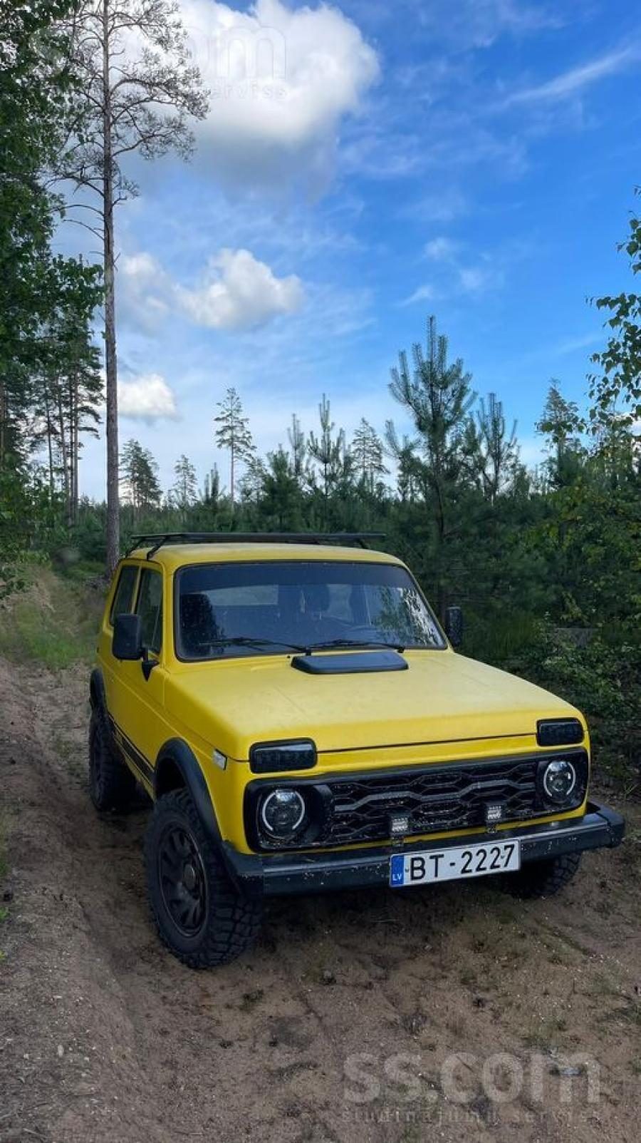 Dzeltens VAZ / Lada 21213 Niva 1995 Krāslava, ar dzinēja tilpumu 1.70 L un nobraukumu 222 tūkst. km par 3250 €, foto 1 vietnē AUTOMOTO.COM.LV