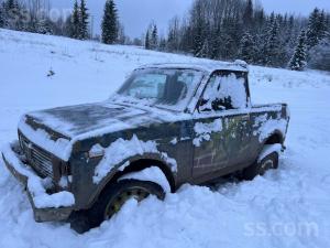 VAZ / Lada 21214-/-4x4 1998 in Rezekne, with an engine capacity of 1.70 L and mileage of 91 thousand km for 450 €, photo 3 on AUTOMOTO.COM.LV