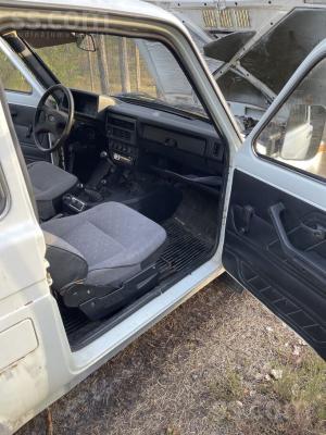 White VAZ / Lada 21214-/-4x4 2002 in Aizkraukle, with an engine capacity of 1.70 L and mileage of 87 thousand km for 2200 €, photo 11 on AUTOMOTO.COM.LV