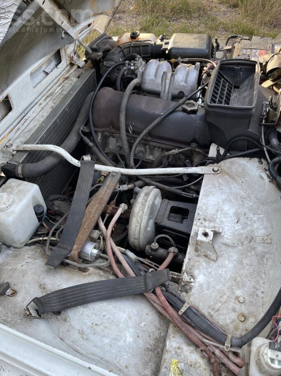 White VAZ / Lada 21214-/-4x4 2002 in Aizkraukle, with an engine capacity of 1.70 L and mileage of 87 thousand km for 2200 €, photo 14 on AUTOMOTO.COM.LV