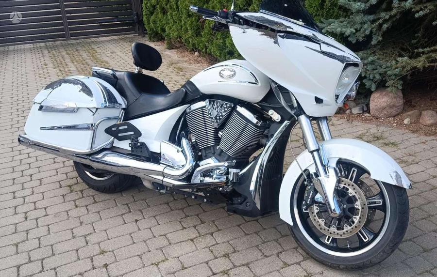 Victory Cross Country 2012 in Kaunas, with an engine capacity of 1.73 L and mileage of 35 thousand km for 4700 €, photo 1 on AUTOMOTO.COM.LV
