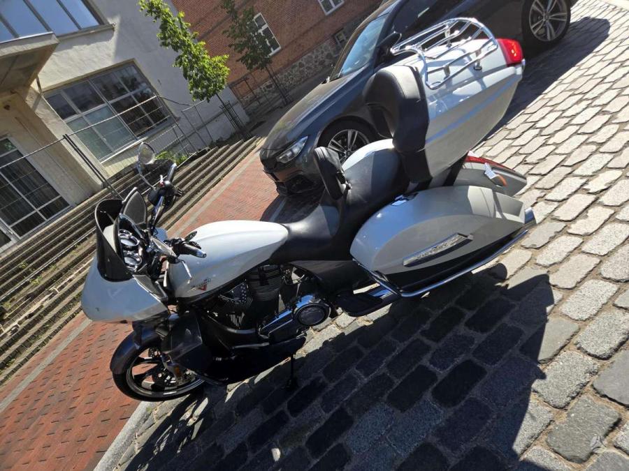 White Victory Cross Country 2016 in Klaipeda, with an engine capacity of 1.73 L and mileage of 41 thousand km for 11000 €, photo 10 on AUTOMOTO.COM.LV