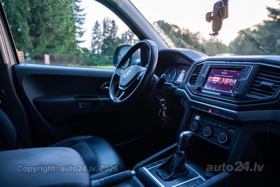 Smilšu krāsa Volkswagen Amarok 2018 Tallina, ar dzinēja tilpumu 3.00 L un nobraukumu 205 tūkst. km par 22800 €, foto 9 vietnē AUTOMOTO.COM.LV