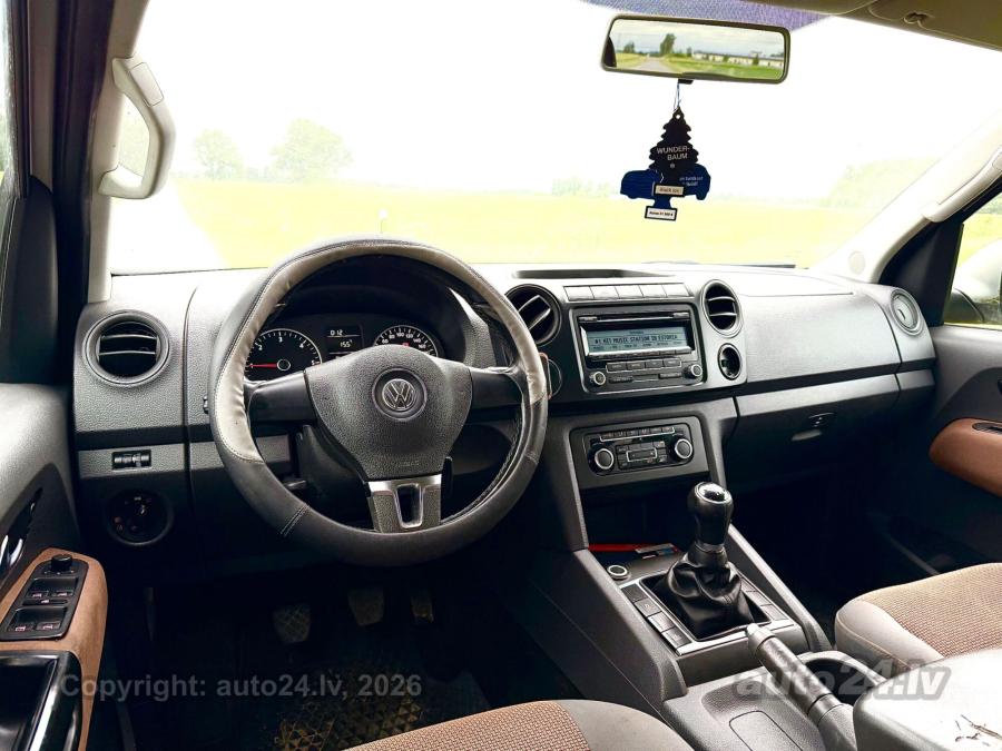 Smilšu krāsa Volkswagen Amarok 2012 Tartu, ar dzinēja tilpumu 2.00 L un nobraukumu 274 tūkst. km par 8680 €, foto 8 vietnē AUTOMOTO.COM.LV
