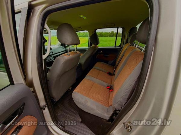 Beige Volkswagen Amarok 2012 in Tartu, with an engine capacity of 2.00 L and mileage of 274 thousand km for 8680 €, photo 8 on AUTOMOTO.COM.LV