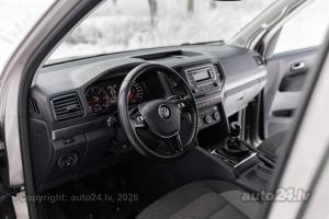 Beige Volkswagen Amarok 2017 in Tallinn, with an engine capacity of 3.00 L and mileage of 319 thousand km for 12490 €, photo 7 on AUTOMOTO.COM.LV