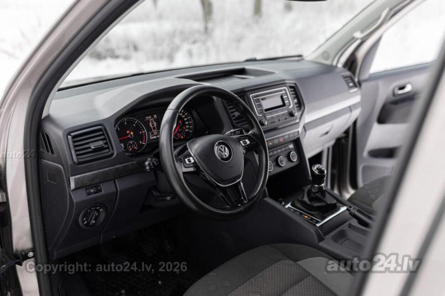 Beige Volkswagen Amarok 2017 in Tallinn, with an engine capacity of 3.00 L and mileage of 319 thousand km for 12490 €, photo 7 on AUTOMOTO.COM.LV