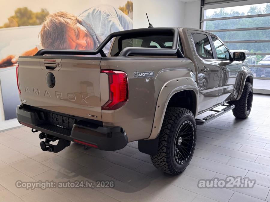 Smilšu krāsa Volkswagen Amarok 2026 Viljandi, ar dzinēja tilpumu 3.00 L un nobraukumu 10 tūkst. km par 69990 €, foto 5 vietnē AUTOMOTO.COM.LV