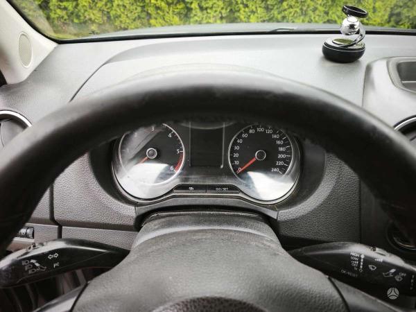 Black Volkswagen Amarok 2011 in Kaunas, with an engine capacity of 2.00 L and mileage of 455 thousand km for 5999 €, photo 10 on AUTOMOTO.COM.LV