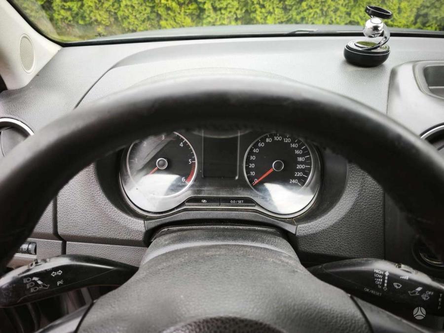 Melns Volkswagen Amarok 2011 Kauņa, ar dzinēja tilpumu 2.00 L un nobraukumu 455 tūkst. km par 5999 €, foto 11 vietnē AUTOMOTO.COM.LV