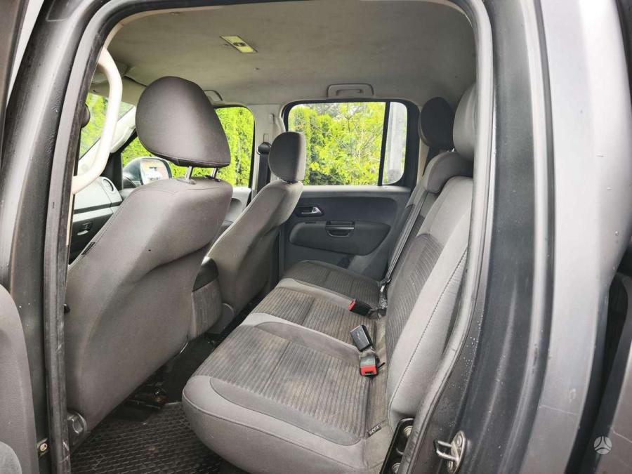 Melns Volkswagen Amarok 2011 Kauņa, ar dzinēja tilpumu 2.00 L un nobraukumu 455 tūkst. km par 5999 €, foto 18 vietnē AUTOMOTO.COM.LV