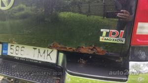 Melns Volkswagen Amarok 2011 Tallina, ar dzinēja tilpumu 2.00 L un nobraukumu 0 tūkst. km par 4000 €, foto 4 vietnē AUTOMOTO.COM.LV