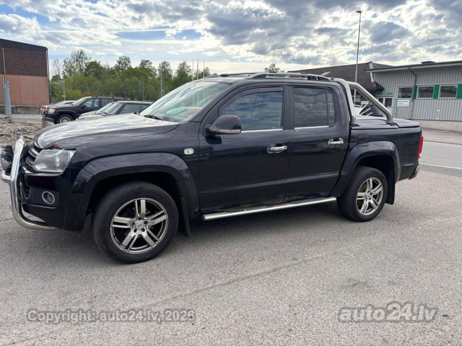 Melns Volkswagen Amarok 2012 Tallina, ar dzinēja tilpumu 2.00 L un nobraukumu 0 tūkst. km par 6500 €, foto 3 vietnē AUTOMOTO.COM.LV