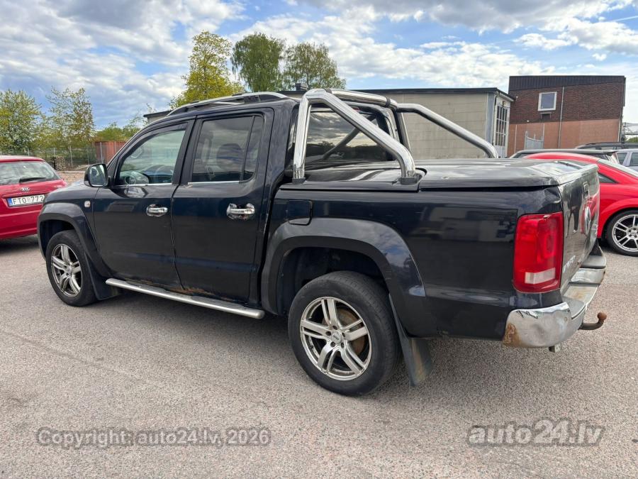 Melns Volkswagen Amarok 2012 Tallina, ar dzinēja tilpumu 2.00 L un nobraukumu 0 tūkst. km par 6500 €, foto 6 vietnē AUTOMOTO.COM.LV