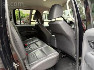 Black Volkswagen Amarok 2012 in Saldus, with an engine capacity of 2.00 L and mileage of 212 thousand km for 11450 €, photo 14 on AUTOMOTO.COM.LV
