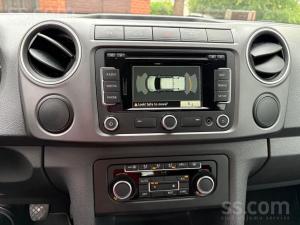 Black Volkswagen Amarok 2012 in Saldus, with an engine capacity of 2.00 L and mileage of 212 thousand km for 11450 €, photo 17 on AUTOMOTO.COM.LV