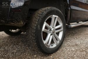 Black Volkswagen Amarok 2013 in Cesis, with an engine capacity of 2.00 L and mileage of 402 thousand km for 12000 €, photo 10 on AUTOMOTO.COM.LV