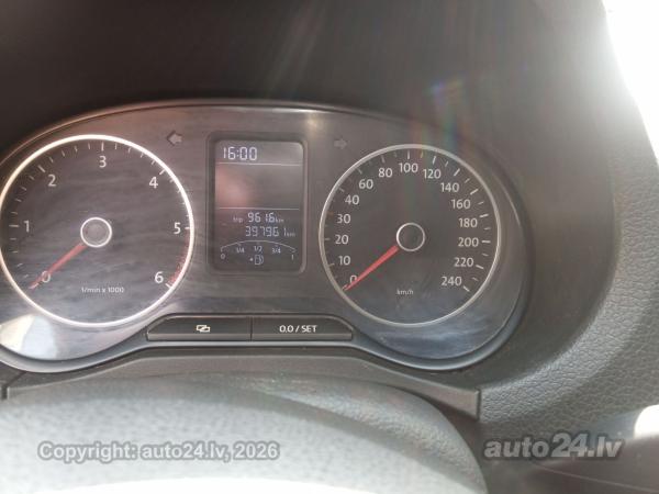 Black Volkswagen Amarok 2013 in Tallinn, with an engine capacity of 2.00 L and mileage of 0 thousand km for 9990 €, photo 5 on AUTOMOTO.COM.LV