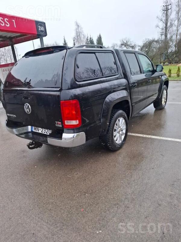 Black Volkswagen Amarok 2015 in Bauska, with an engine capacity of 2.00 L and mileage of 248 thousand km for 10300 €, photo 8 on AUTOMOTO.COM.LV