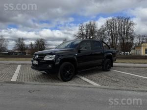Black Volkswagen Amarok 2015 in Cesis, with an engine capacity of 2.00 L and mileage of 259 thousand km for 16800 €, photo  on AUTOMOTO.COM.LV