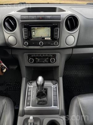 Melns Volkswagen Amarok 2015 Cēsis, ar dzinēja tilpumu 2.00 L un nobraukumu 259 tūkst. km par 16800 €, foto 18 vietnē AUTOMOTO.COM.LV