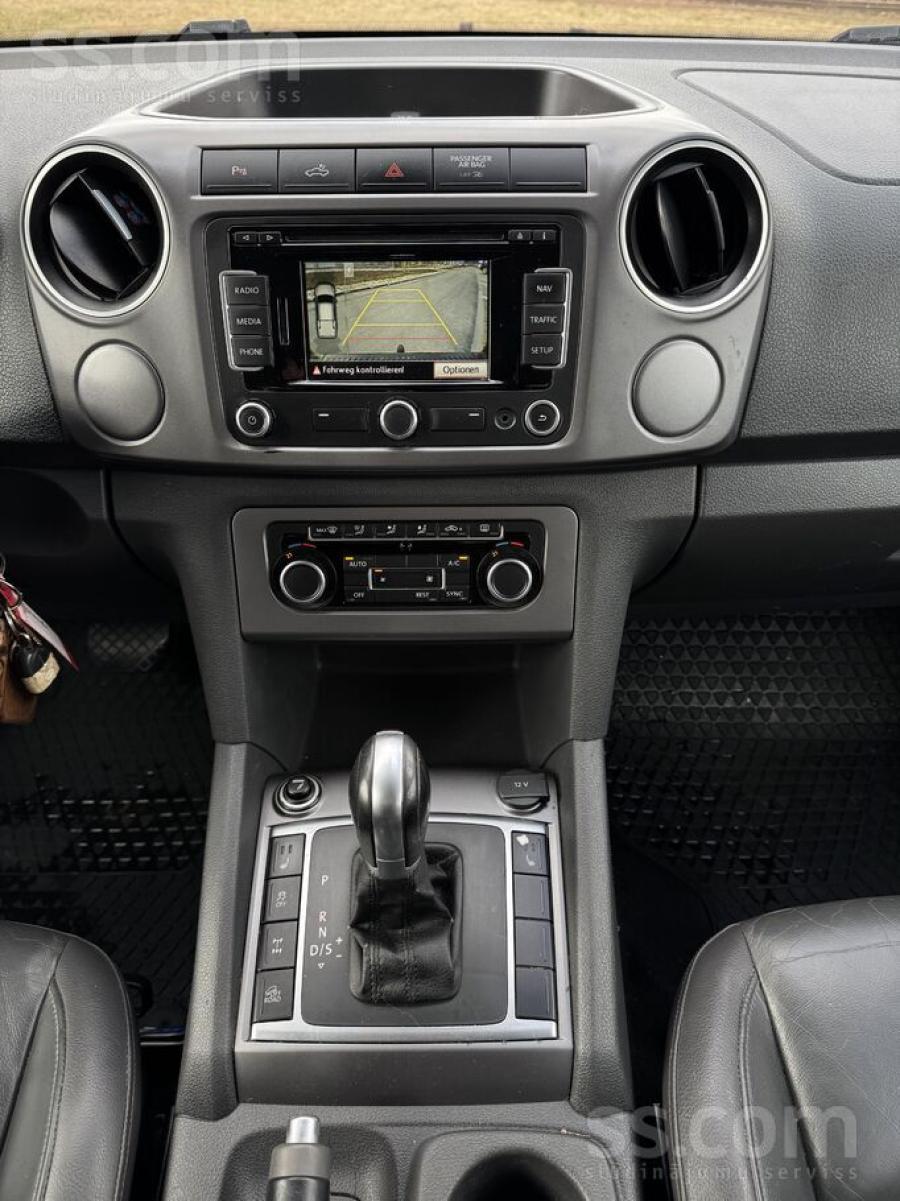Melns Volkswagen Amarok 2015 Cēsis, ar dzinēja tilpumu 2.00 L un nobraukumu 259 tūkst. km par 16800 €, foto 18 vietnē AUTOMOTO.COM.LV