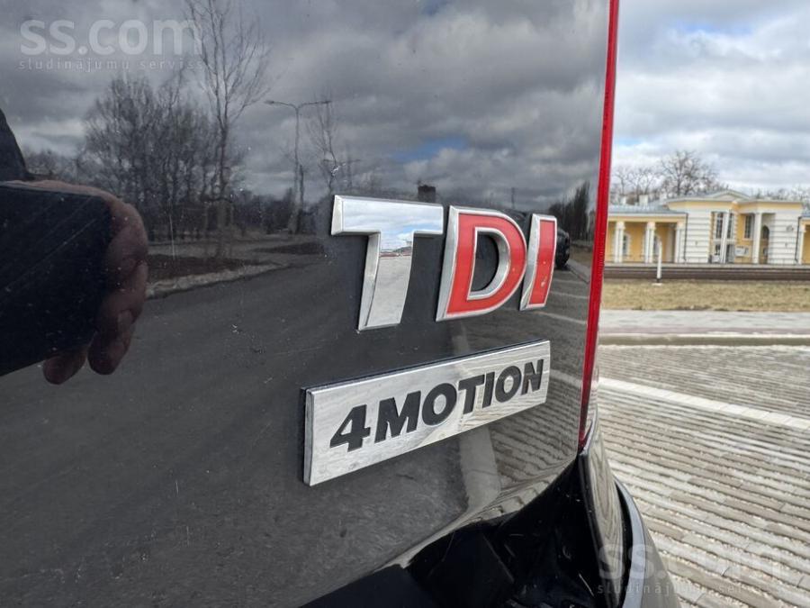 Melns Volkswagen Amarok 2015 Cēsis, ar dzinēja tilpumu 2.00 L un nobraukumu 259 tūkst. km par 16800 €, foto 22 vietnē AUTOMOTO.COM.LV