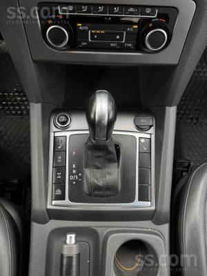 Melns Volkswagen Amarok 2015 Cēsis, ar dzinēja tilpumu 2.00 L un nobraukumu 259 tūkst. km par 16800 €, foto 34 vietnē AUTOMOTO.COM.LV