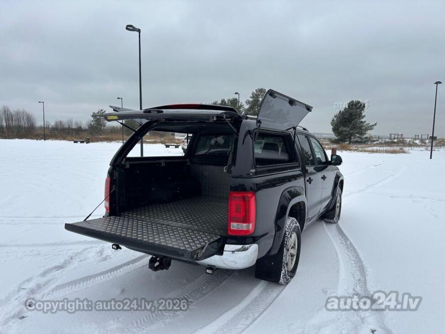 Черный Фольксваген Амарок 2016 в Таллин, объемом двигателя 2.00 л и пробегом 225 тыс. км за 17500 €, фото 6 на AUTOMOTO.COM.LV