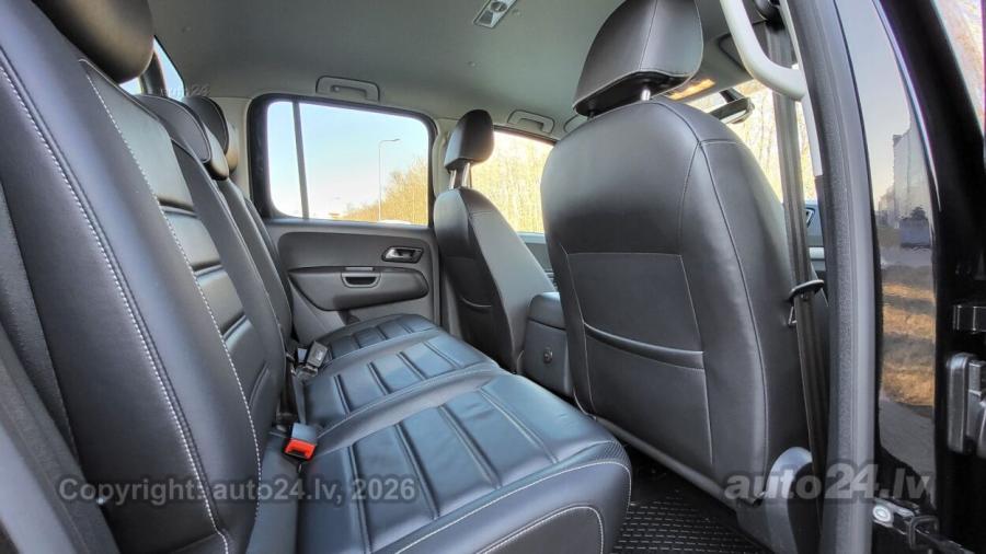 Black Volkswagen Amarok 2016 in Tallinn, with an engine capacity of 3.00 L and mileage of 135 thousand km for 21990 €, photo 12 on AUTOMOTO.COM.LV