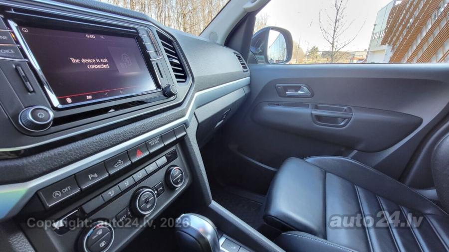 Black Volkswagen Amarok 2016 in Tallinn, with an engine capacity of 3.00 L and mileage of 135 thousand km for 21990 €, photo 18 on AUTOMOTO.COM.LV