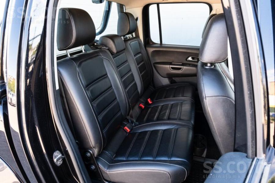 Black Volkswagen Amarok 2016 in Riga, with an engine capacity of 3.00 L and mileage of 273 thousand km for 19550 €, photo 20 on AUTOMOTO.COM.LV